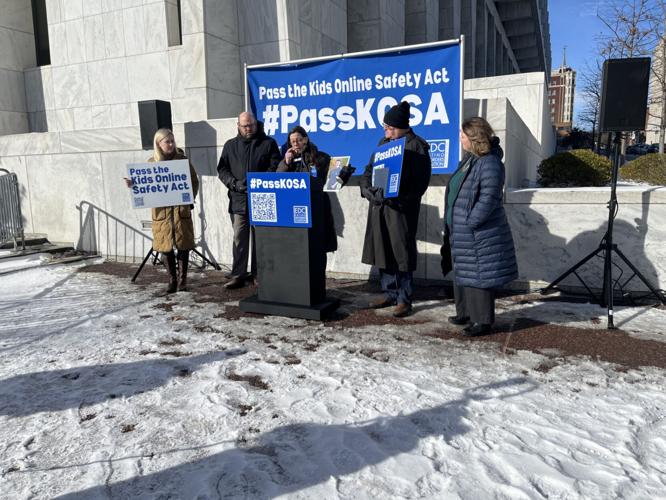 Mother of Potsdam 15-year-old Riley Basford advocates for online safety ...