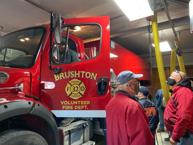 Brushton Fire Department receives new $292,000 freightliner tanker ...