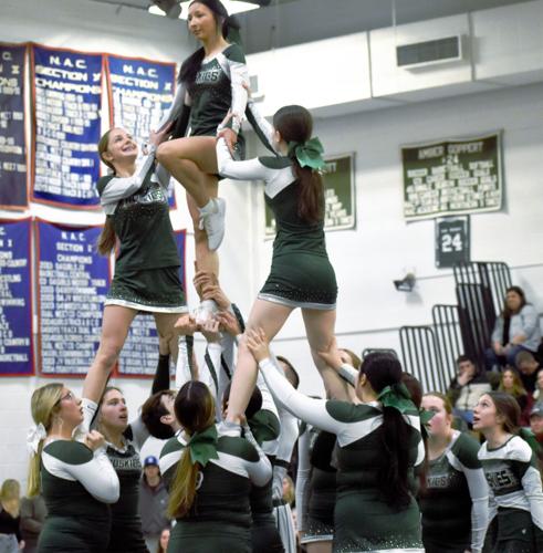 Huskies cheer team earns Grand Champion Award | Top Stories ...