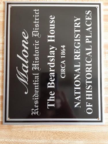 Plaques now available for Historic District buildings | Top Stories ...