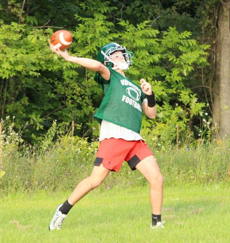 Huskies retool offensive line, beef up defense ahead of 2023 season ...