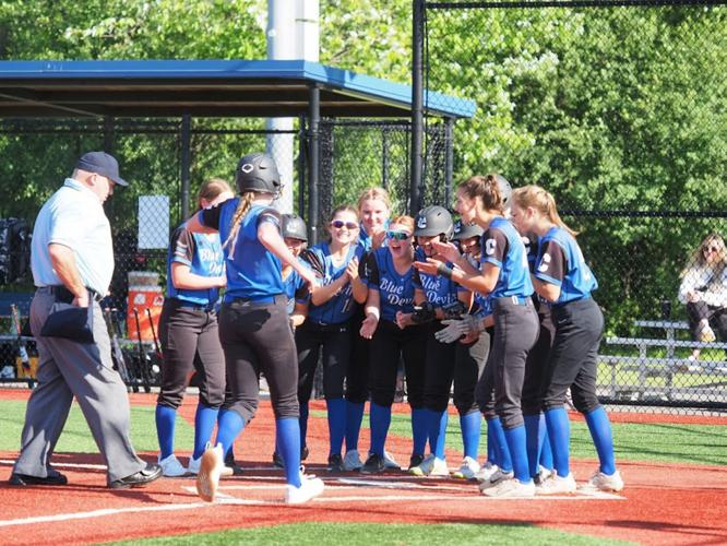 Huskies playoff run ends in state semifinals | Local Sports ...