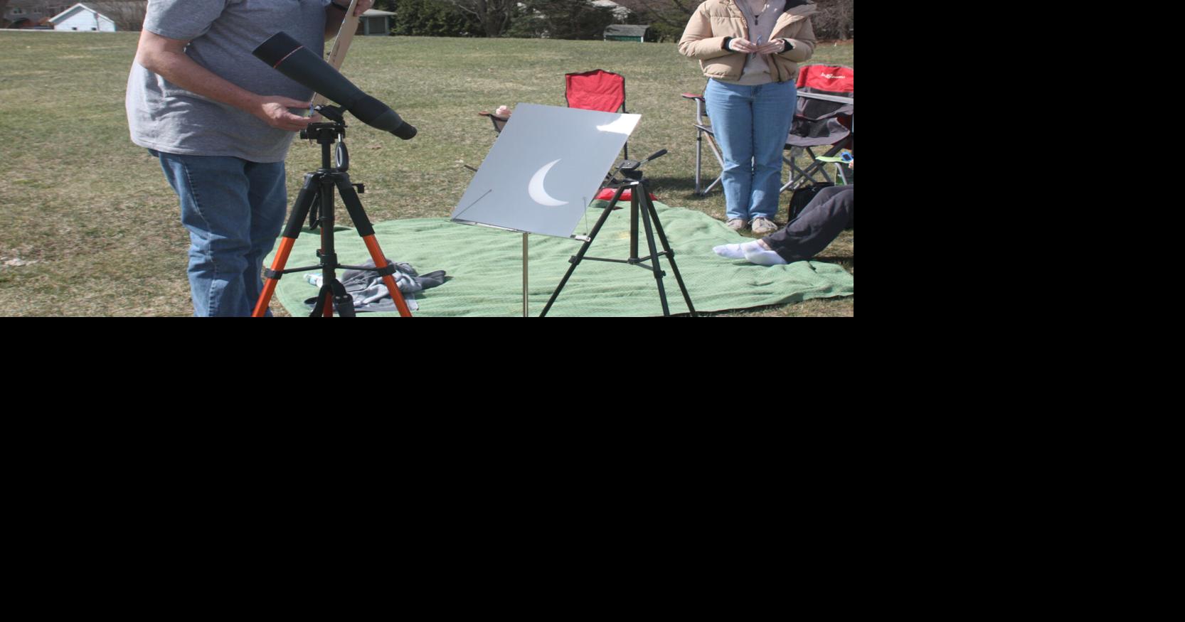 Enjoying the eclipse at the Rec Park | Top Stories | mymalonetelegram.com