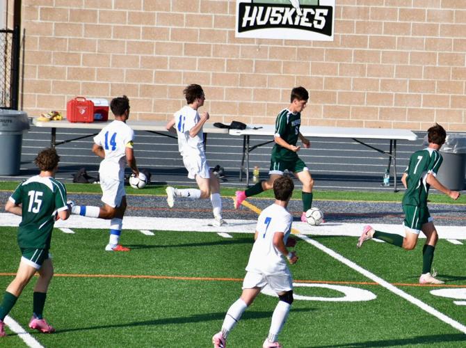 Huskies boys soccer upend Wildcats | Local Sports | mymalonetelegram.com