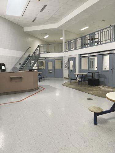 Female inmates housed far from Oswego amid jail overcrowding | Criminal ...