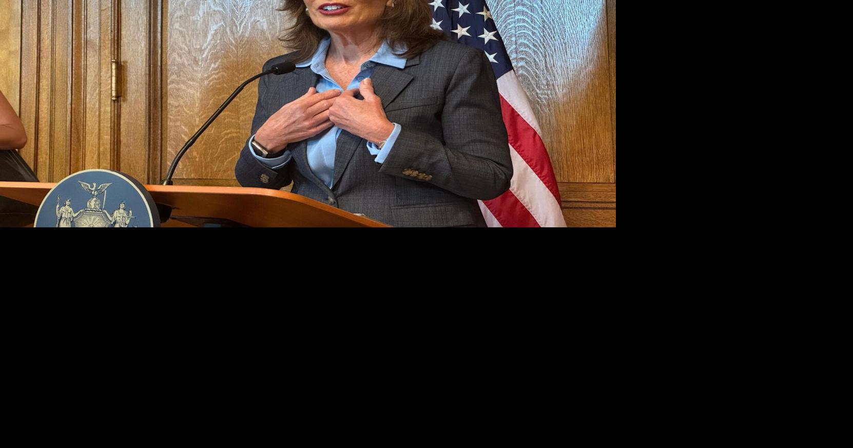 Hochul signs some, vetoes nearly 50 bills amid year-end push | Top ...