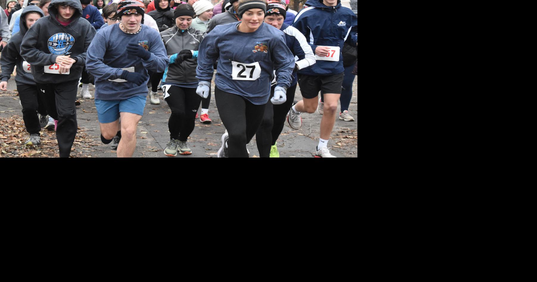 Turkey day trotters | Top Stories | mymalonetelegram.com