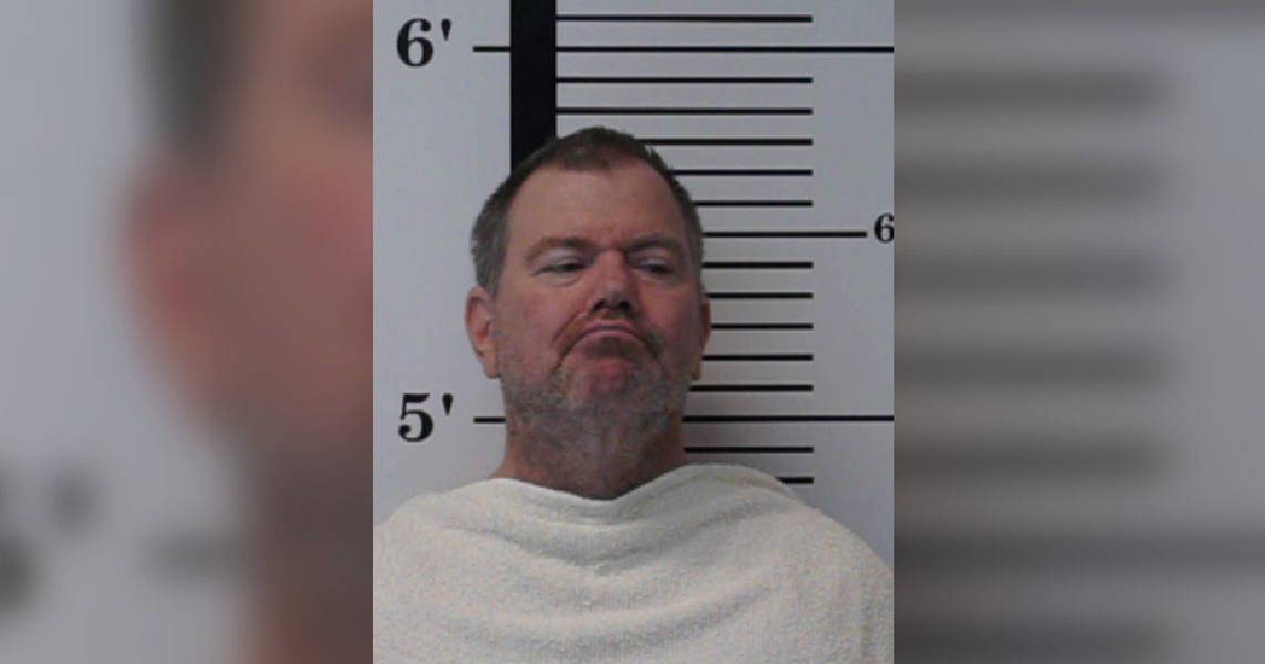 Dallas police sergeant indicted on federal gun charges, allegedly stole ...