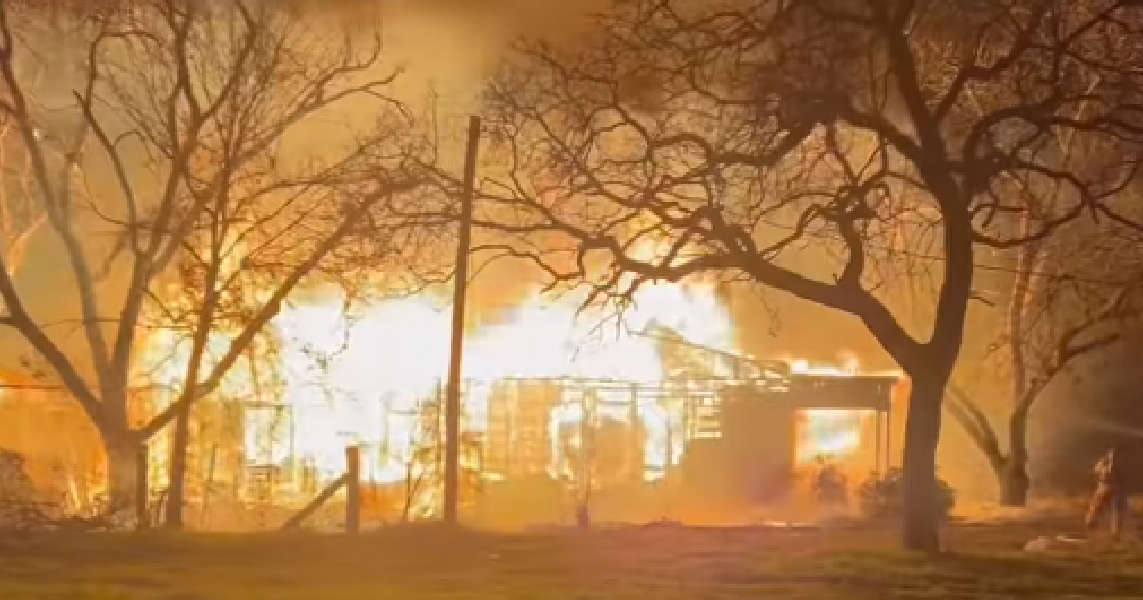 Abilene fire destroys abandoned building, causes $133,000 in damage ...