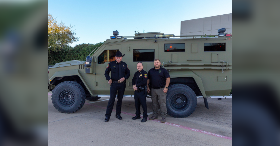 Tarrant County Sheriff's Office unveils new armored vehicle honoring ...