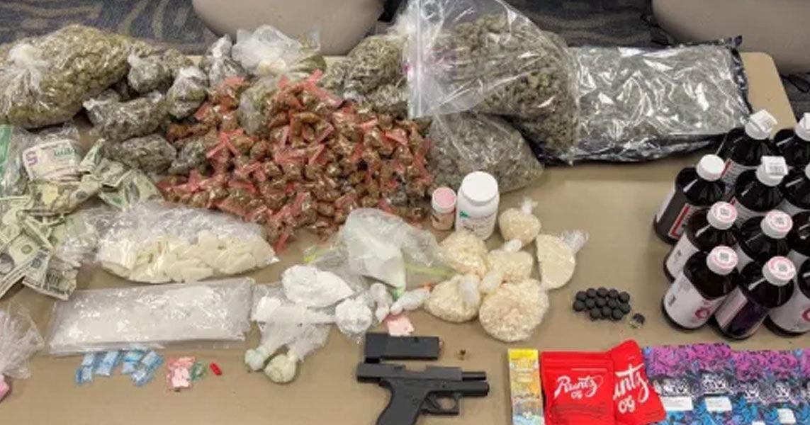Dallas SWAT recovers multiple narcotics during drug raid, parolee ...