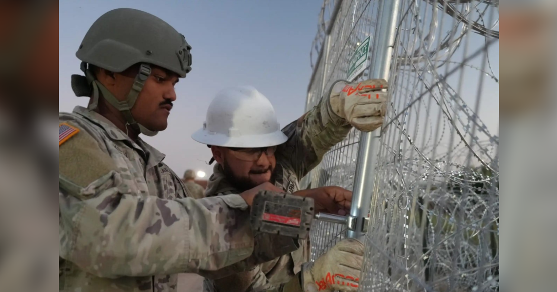 Texas soldiers bolster border security with new fortifications ...