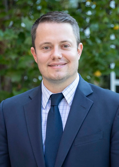 Ex-Lee aide joins former colleagues in private sector | Lobbying ...