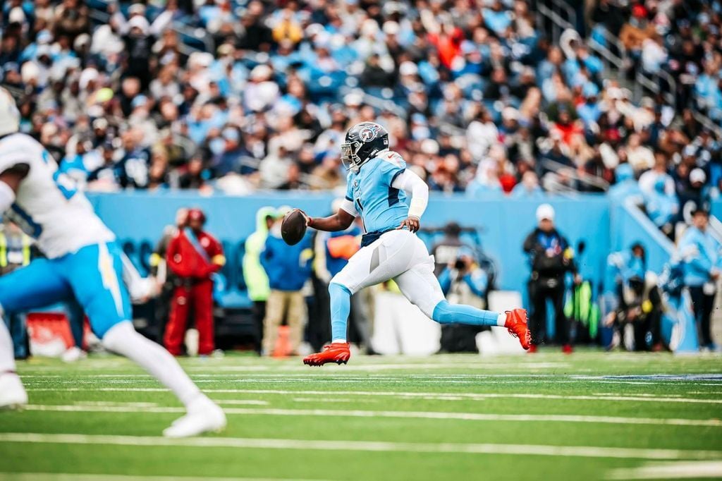 Can Cam Ward help Titans by using legs more often? | Sports ...
