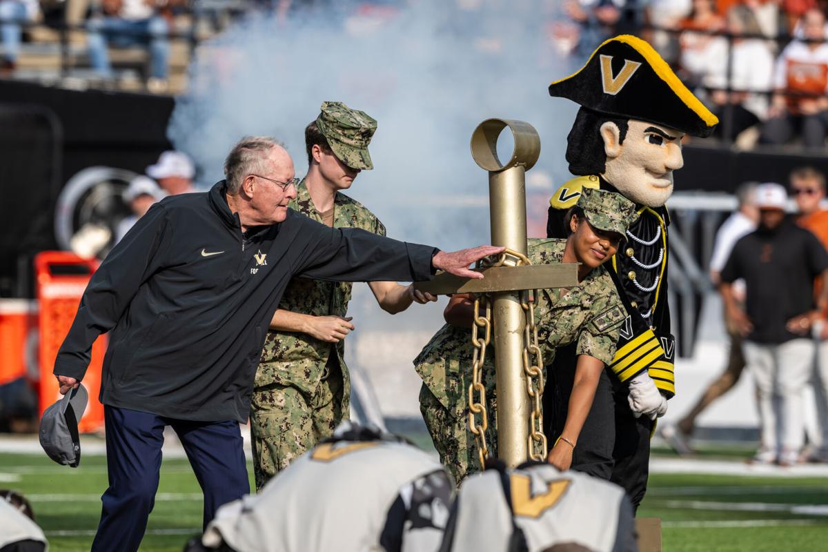 earl bennett vanderbilt