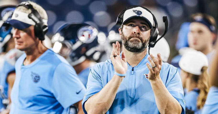 Titans fire head coach Brian Callahan after 4-19 record | Football ...