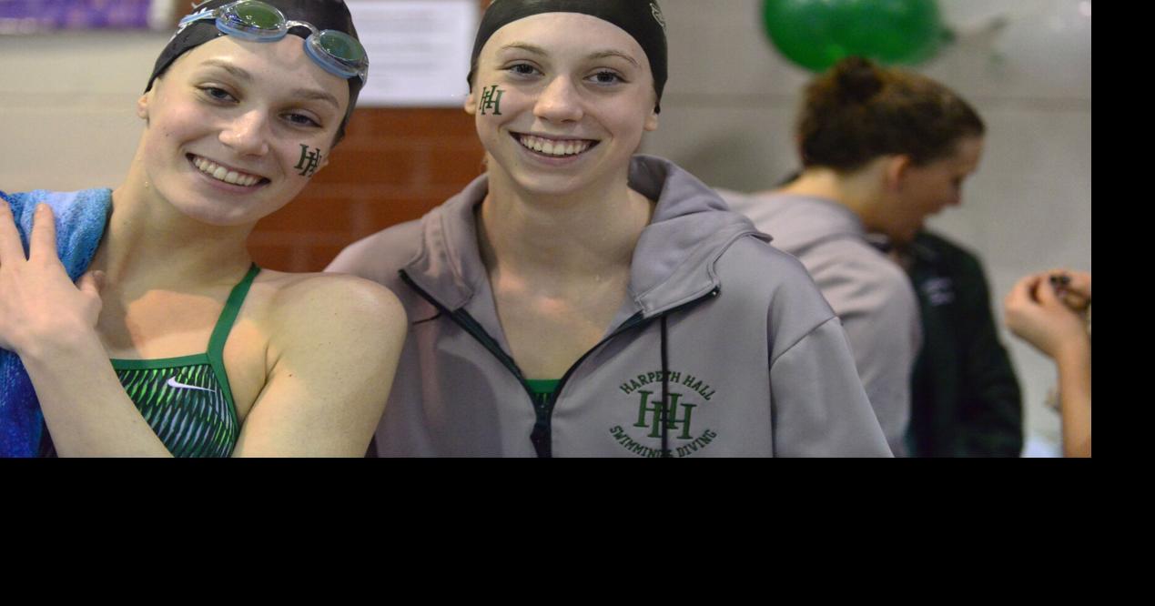 Alex Walsh joins sister Gretchen in qualifying for Paris Olympics ...