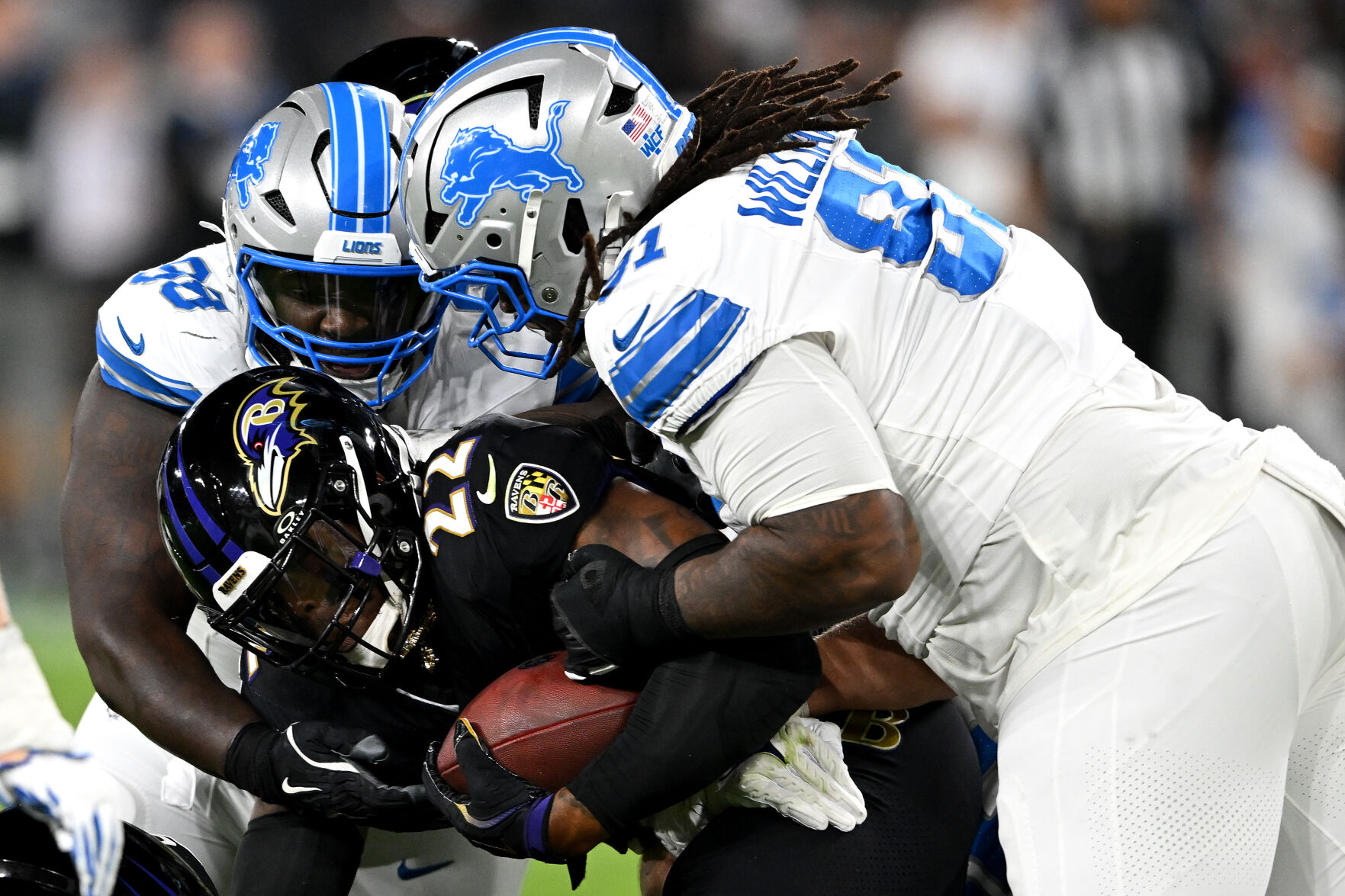 Former Titans back Derrick Henry posts milestone run, suffers critical ...
