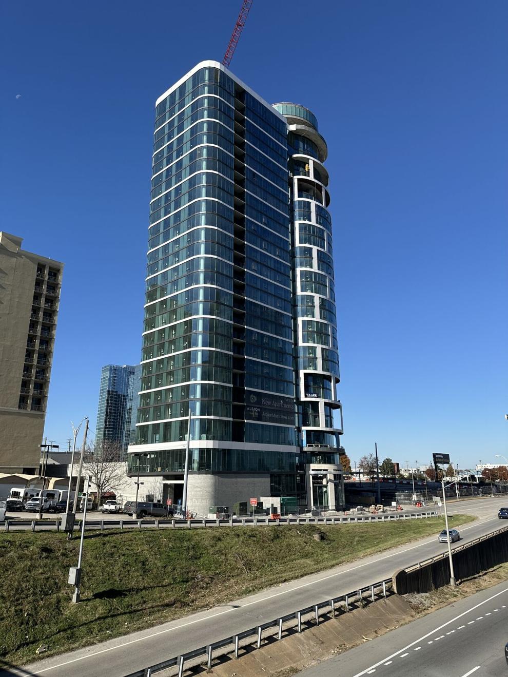 Real Estate Notes: Under-construction tower topped in Midtown ...