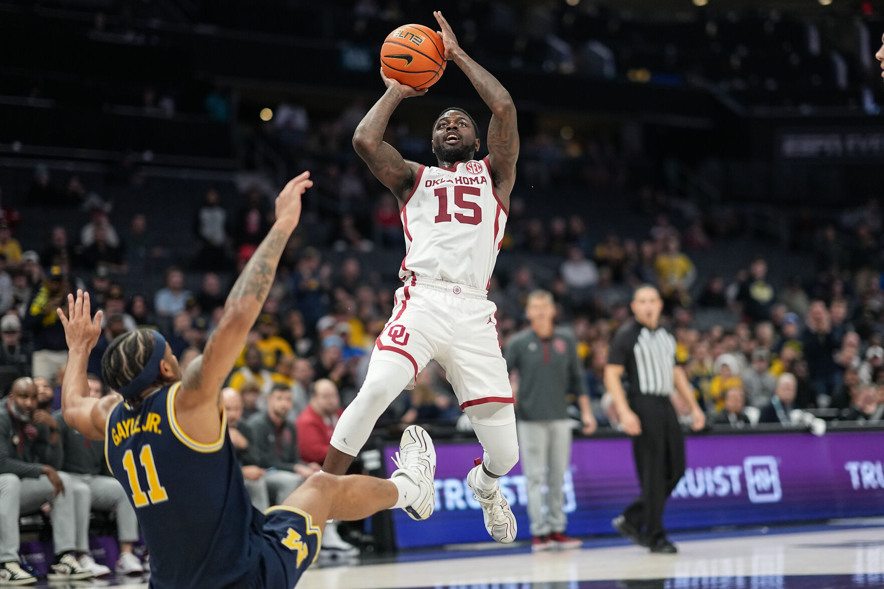 Vanderbilt basketball gains seventh portal commitment in Duke Miles ...