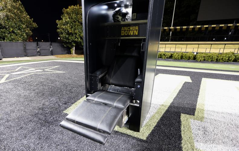First look: New Vanderbilt football lockers | Sports | nashvillepost.com