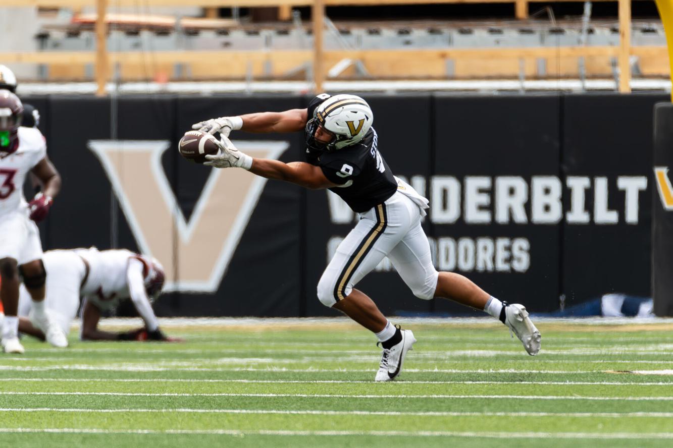Vanderbilt's Eli Stowers emerging as consensus No. 1 tight end in ...