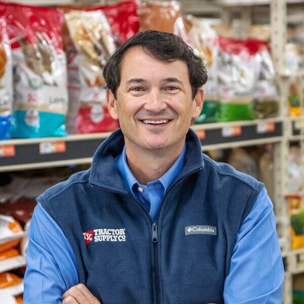 Tractor Supply CEO continues major selling of company stock | Area ...