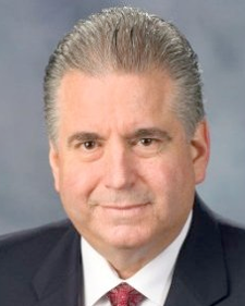 Dollar General CEO takes home nearly $25M on options deals | Retail ...