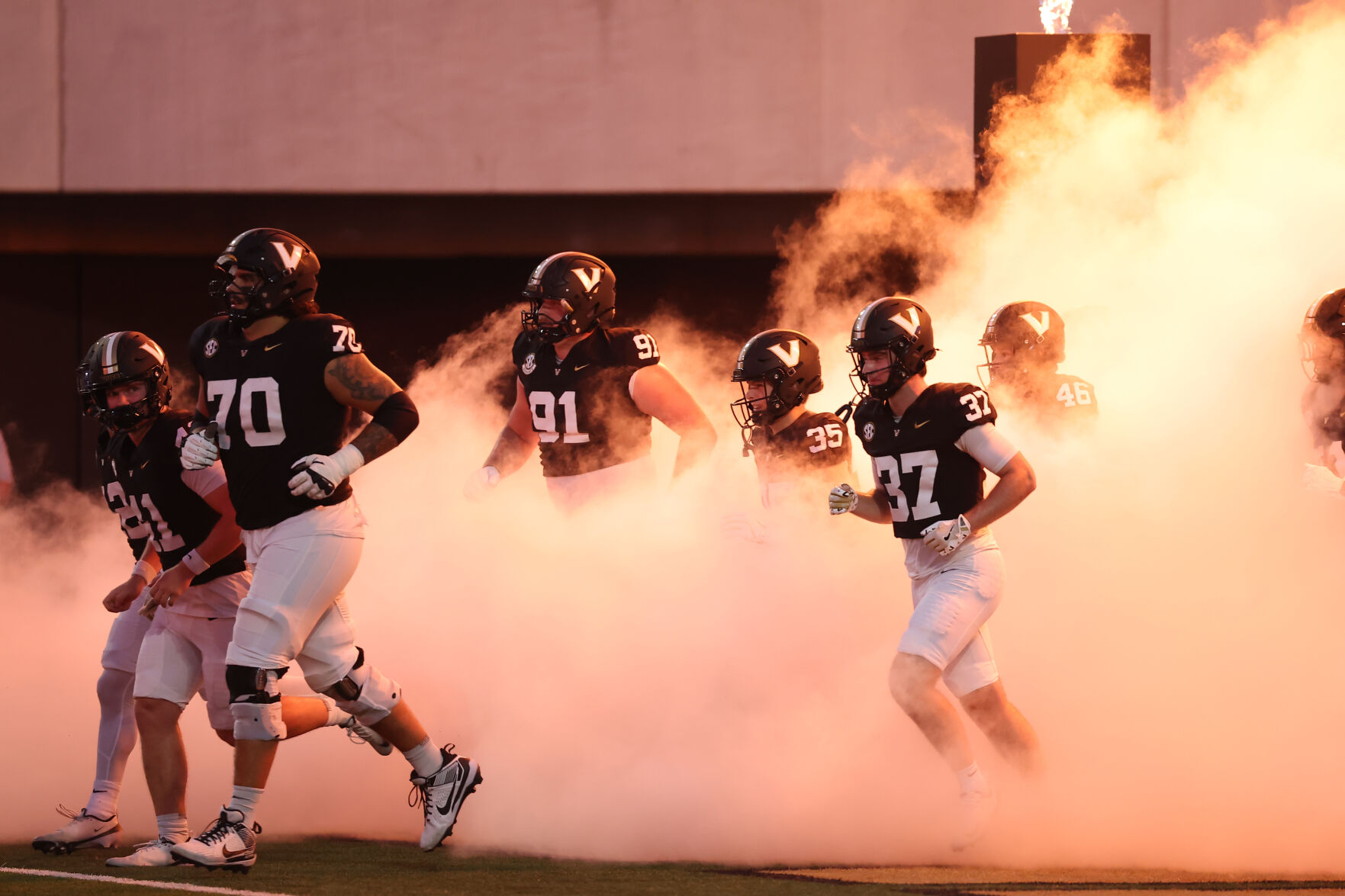 Vanderbilt, McConnell are a smashing success in trenches | Football ...