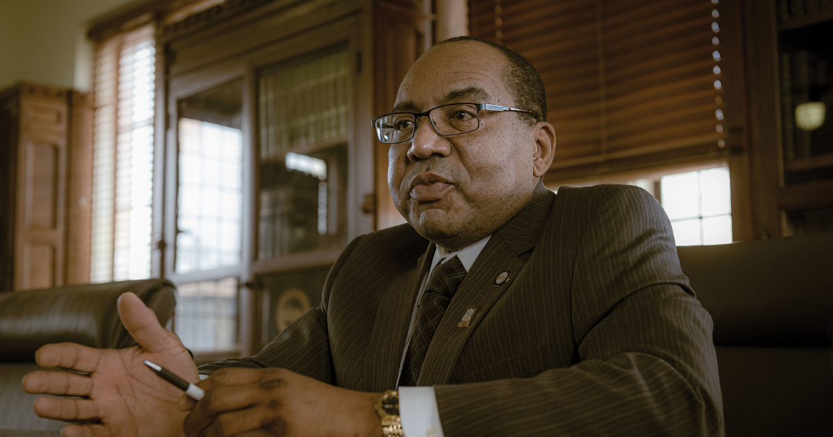 Fisk president out after less than two years | Education ...