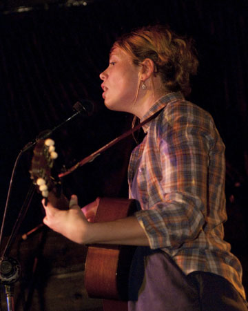 Jennifer OConnor w/Haley Bonar & Caitlin Rose at The End | Nashville ...