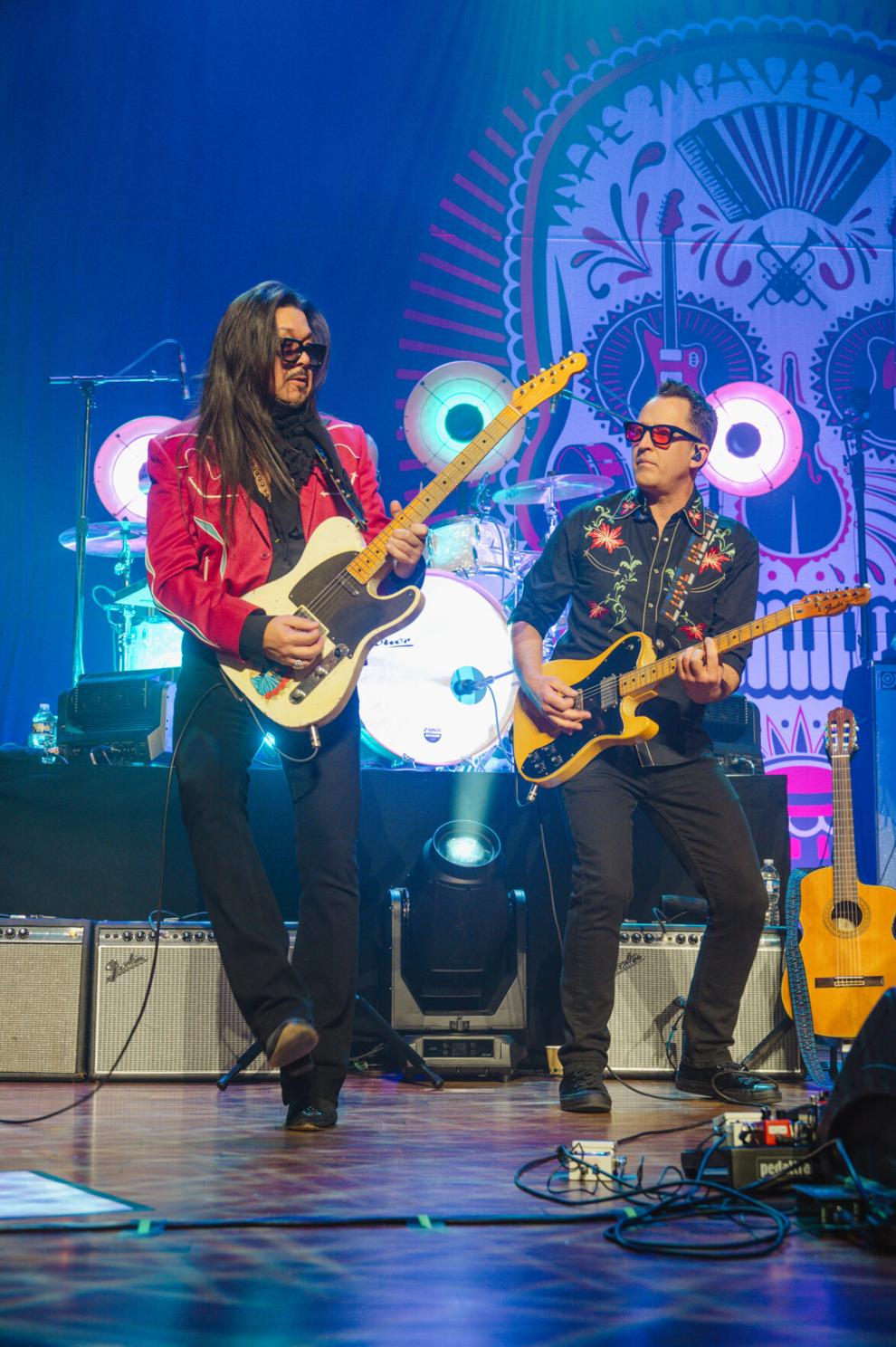 UPDATED: The Mavericks and Friends Salute Raul Malo at the Ryman | The ...