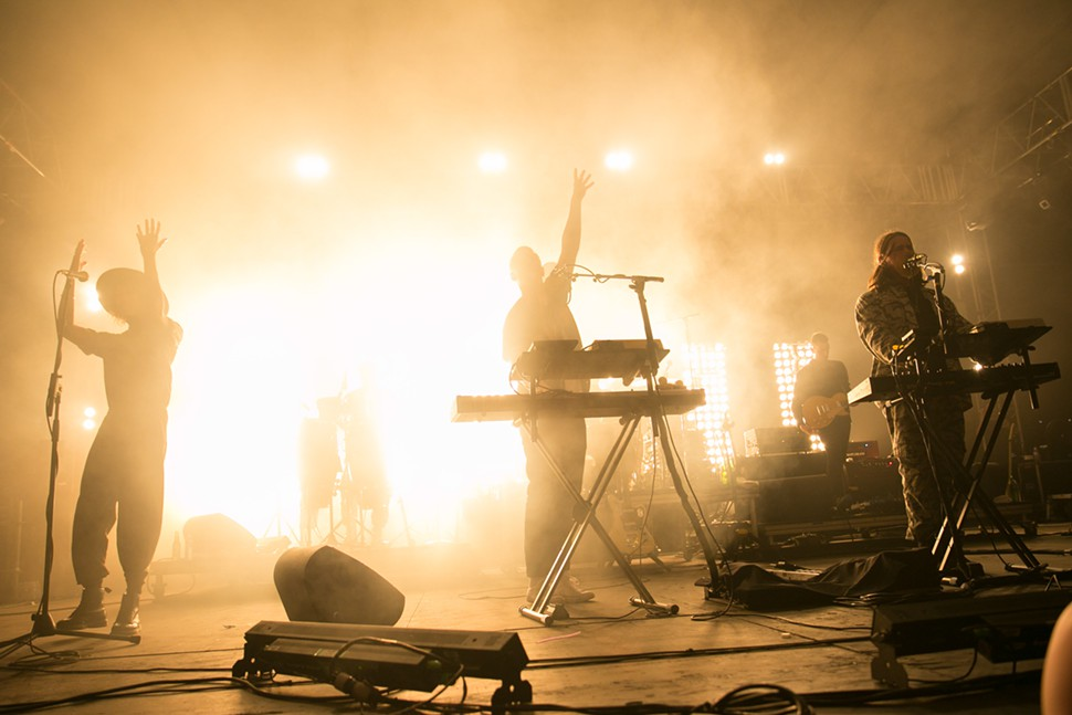 Bonnaroo Night 1: Mac DeMarco, Courtney Barnett and Tove Lo Rule the ...