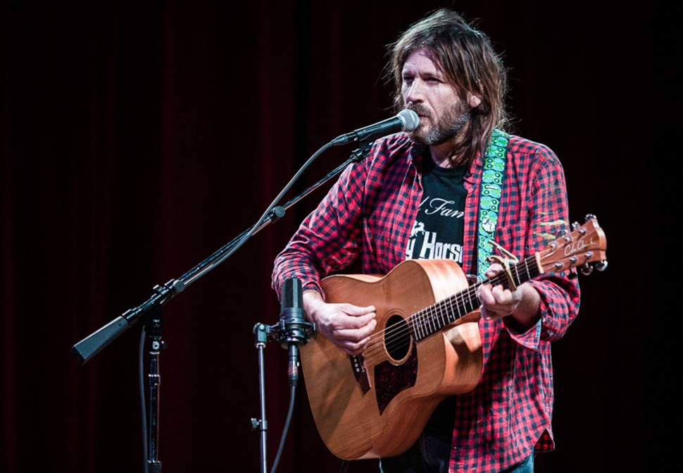 Evan Dando Plays Surprisingly Incident-Free Set at City Winery ...