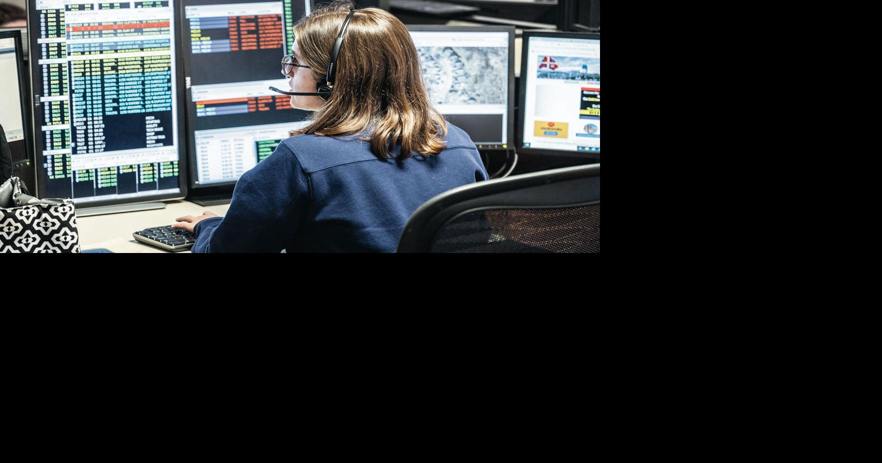 Real 911 Dispatcher Reacts to ‘9-1-1: Nashville’ | Film/TV ...