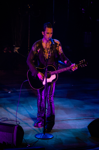 Lana Del Rey w/Jimmy Gnecco at the Ryman, 5/2/14 | Nashville Music News ...