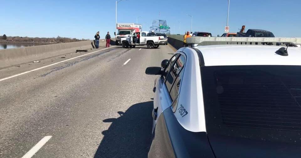 TRAFFIC ALERT: SR 395 blocked at the blue bridge due to a collision ...