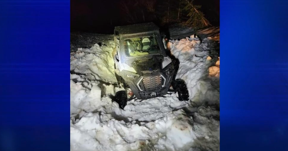 Hunters rescued after being stranded in snow near Meacham, Oregon ...