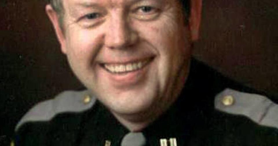 Benton County honors the legacy of Retired Captain John Hodge | News ...