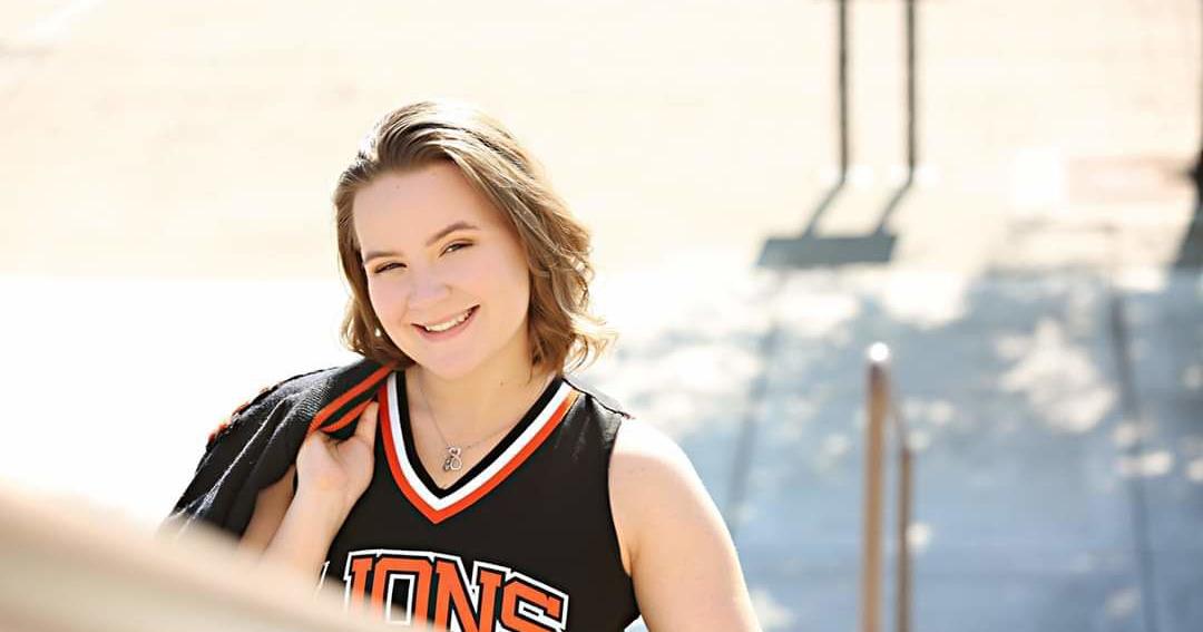 Mikayla Bateman | Virtual Graduations | nbcrightnow.com