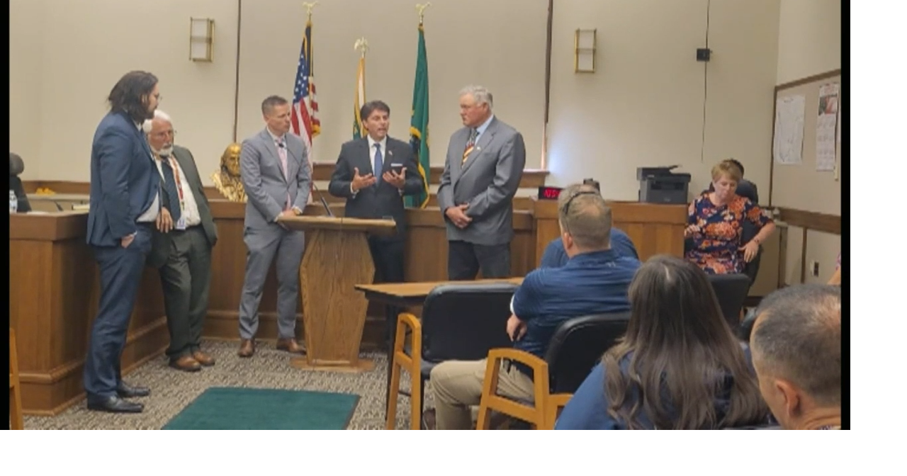 Local leaders blame lack of funding for "crumbling public defense ...