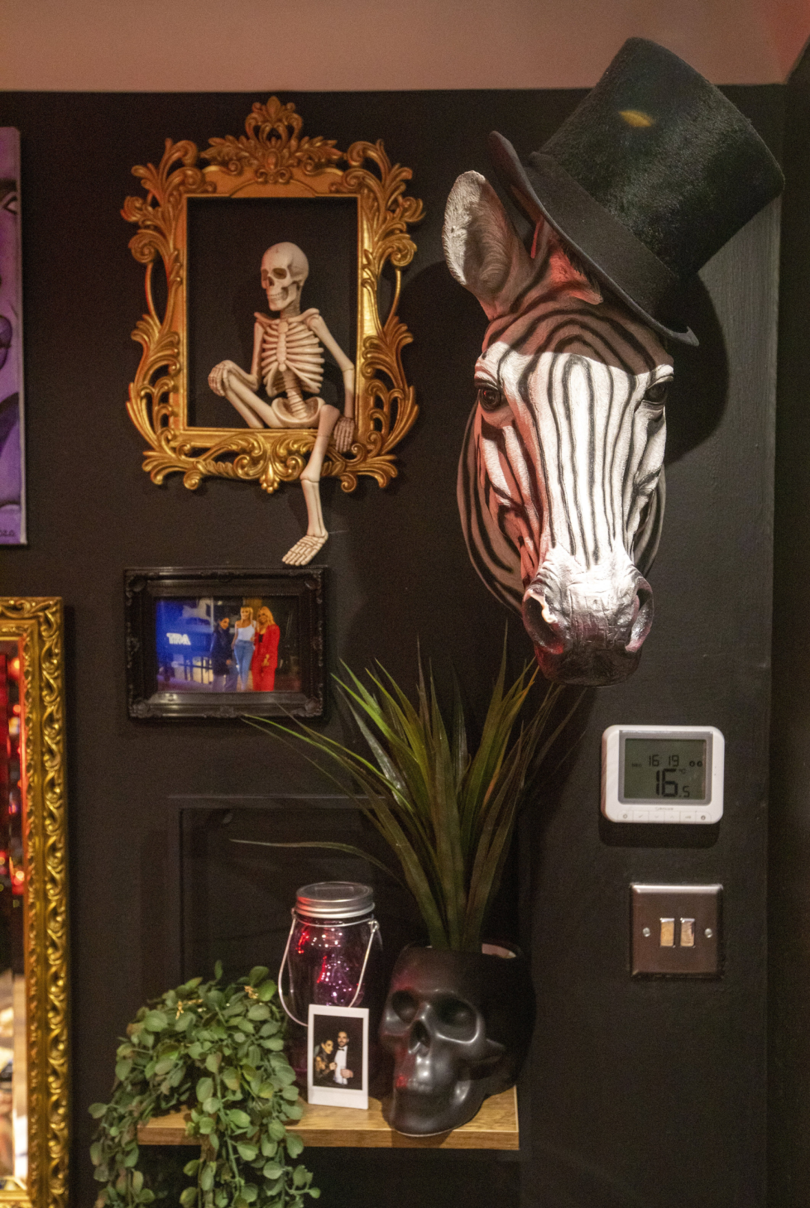 Viral ‘Goth house’ for sale just in time for Halloween | Northwest ...