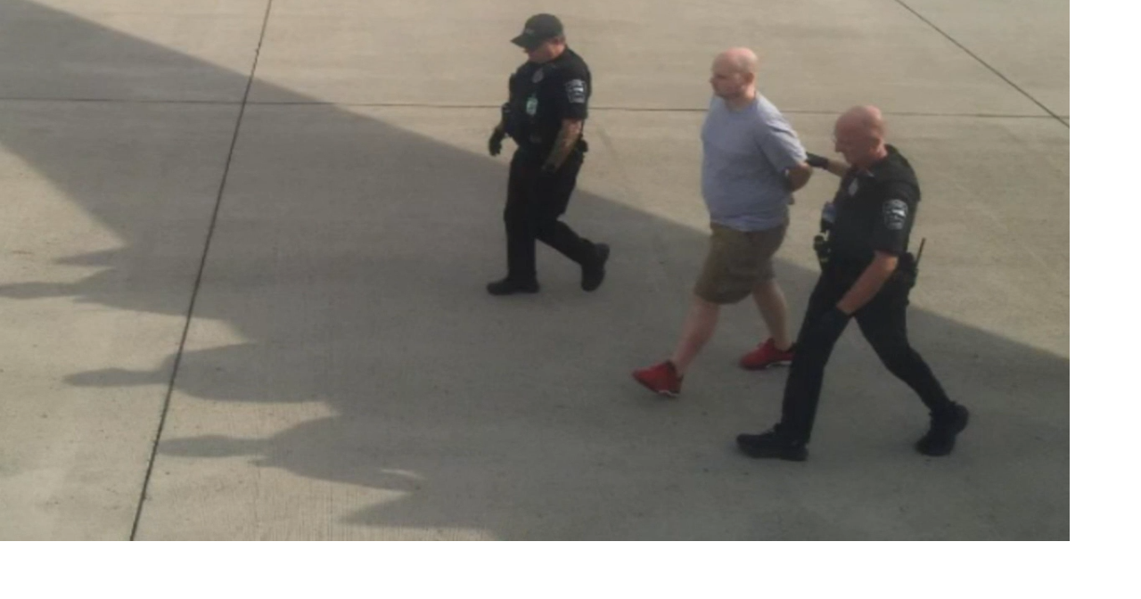 Alaska Airlines bomb threats suspect claims he was avoiding cartel ...