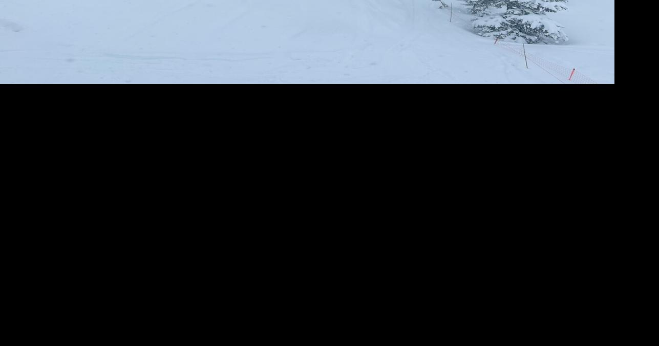 Senator Wyden backs bill to keep ski fees in local Oregon communities ...