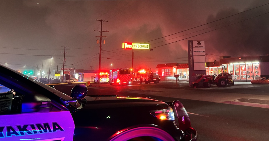 Shelter-in-place issued near Les Schwab fire in Yakima | News ...