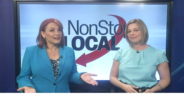 Tracci and Stacy celebrate National Look-a-like Day | Top Video ...