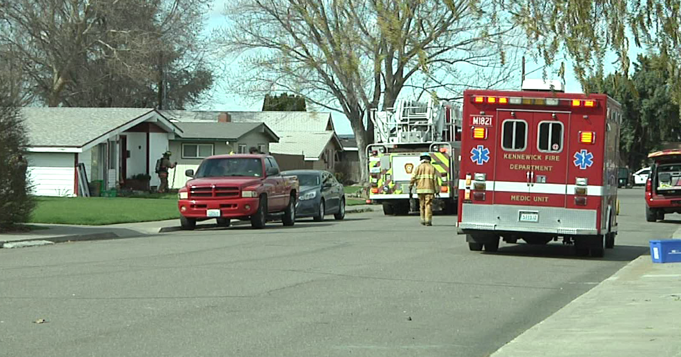 Small house fire leaves one firefighter injured | News | nbcrightnow.com