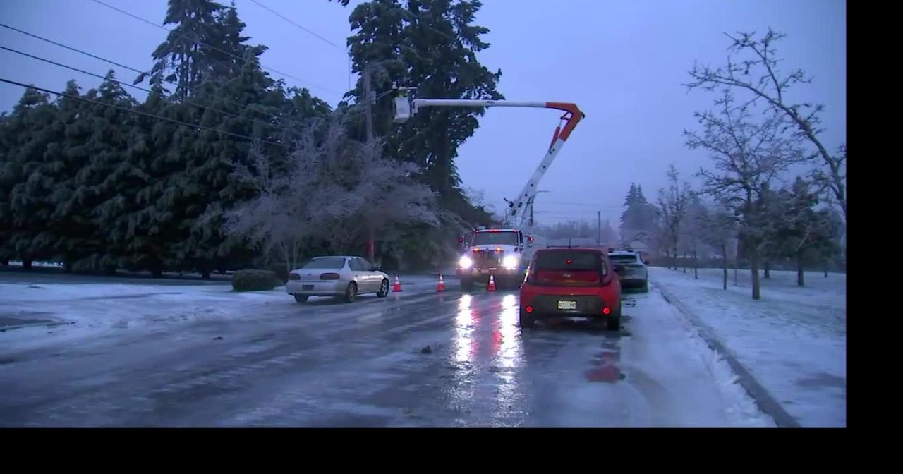 Three people die after a powerline falls on car | Regional ...