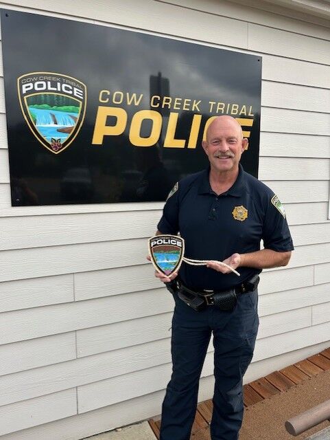 Inmates in Connell create medallion for Oregon tribal police chief ...