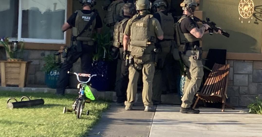 Police, SWAT arrest wanted felon in Kennewick following standoff | News | nbcrightnow.com
